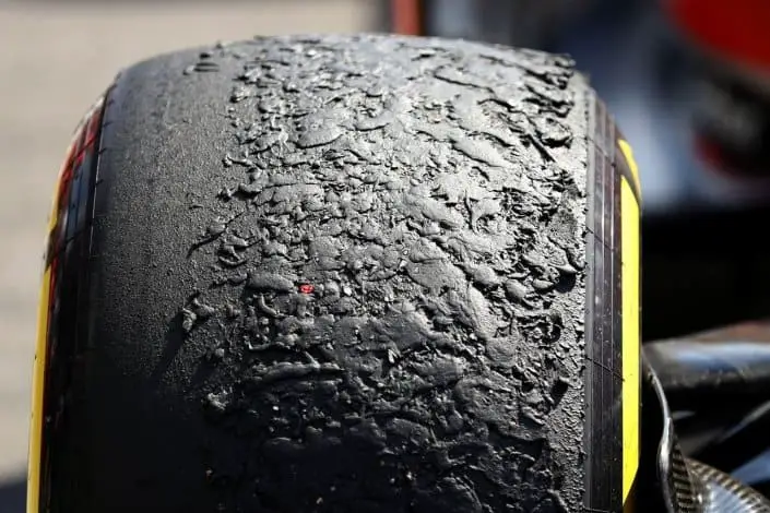 Tyres: what is graining and blistering - Motorsport World